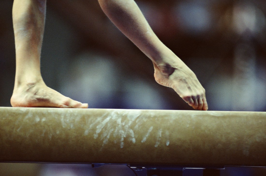 Gymnast_on_beam_feet – Aspire Gymnastics Club – Hull